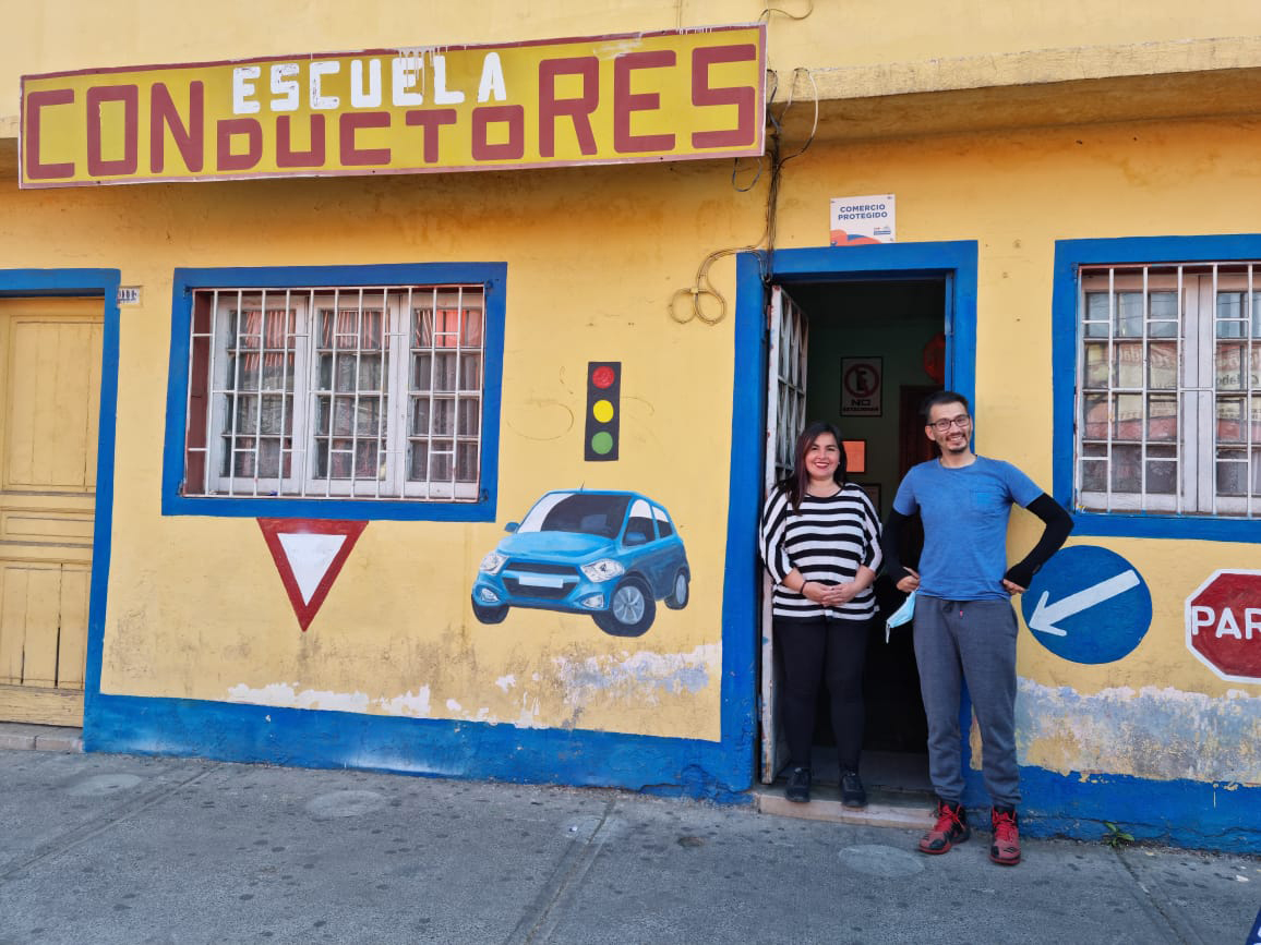 Escuela de Conductores Móvilcar | La Escuela de Chile